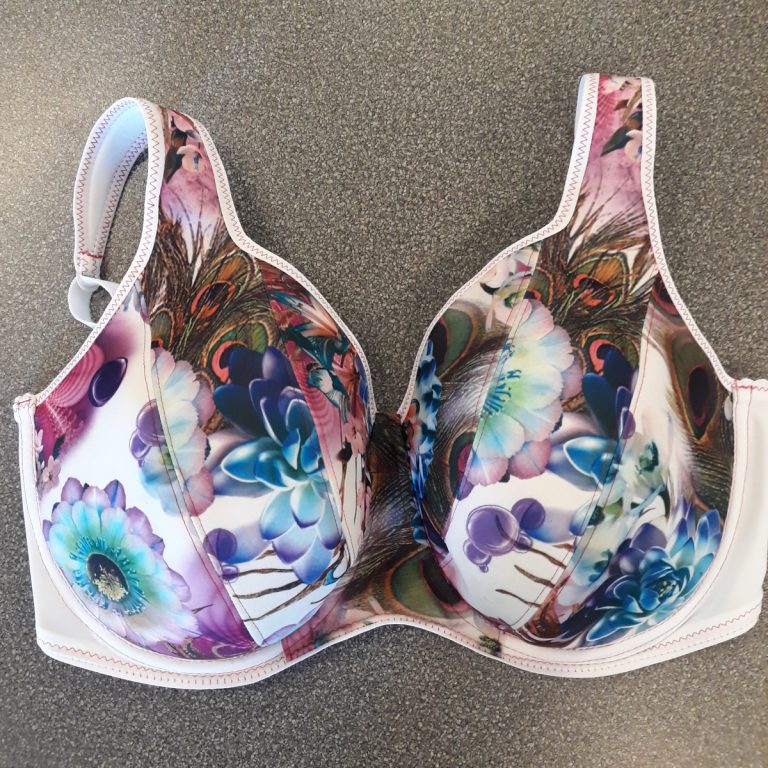 Bra Pattern DL02-3 – Get a perfect fit by sewing your own bra!